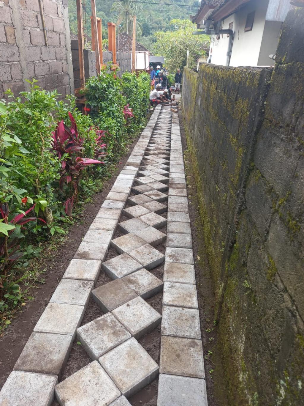 Pembangunan /Rehabilitasi/Peningkatan/Pengerasan jalan lingkungan ...